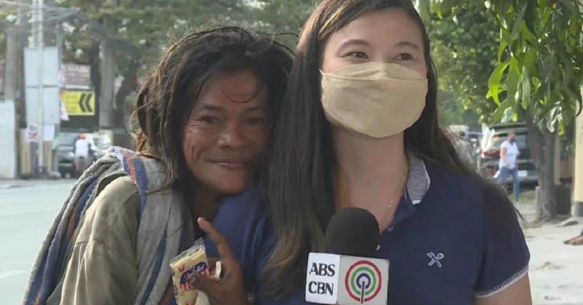 Homeless woman in viral ‘free hug’ video passes away - Latest Chika